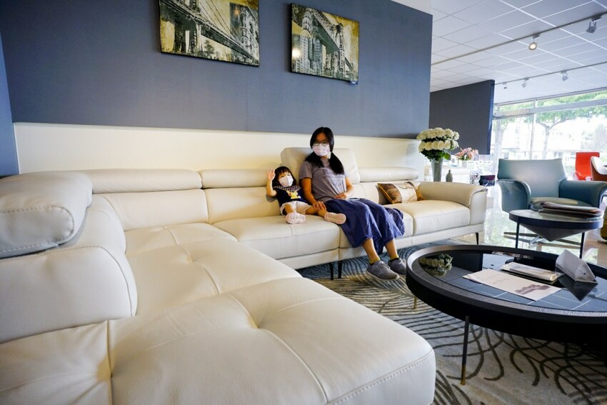 桃園中壢家具店推薦｜晶華傢俱 高CP值沃荷沙發，義大利進口牛皮沙發nicoline，美式鄉村風家具愛室麗，人文風實木家具DAaZ，應有盡有一站購足！ - 奇奇一起玩樂趣|生活娛樂 ...