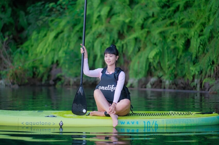 日月潭SUP立槳｜月牙灣蕨美牆，魚人立槳日出團、單眼空拍一起來！|旅遊|WalkerLand窩客島