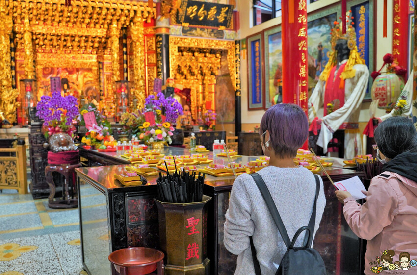 回娘家滿懷思念、大手牽小手賞高雄蓮潭燈會、巨大ㄇㄚˊ幾兔漂浮蓮池潭，在地小吃美食伴手禮全收錄 - 跟著尼力吃喝玩樂＆親子生活|旅遊|WalkerLand窩客島