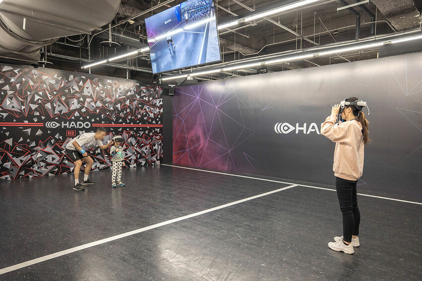 台中市西區HADO AR電子躲避球｜全台唯一引進日本AR電子躲避球，台中金典綠園道最新團體科技運動「波動拳、龜派氣功」 全新感官運動來襲! 台中AR實境2024台中走春景點推薦|旅遊 ...