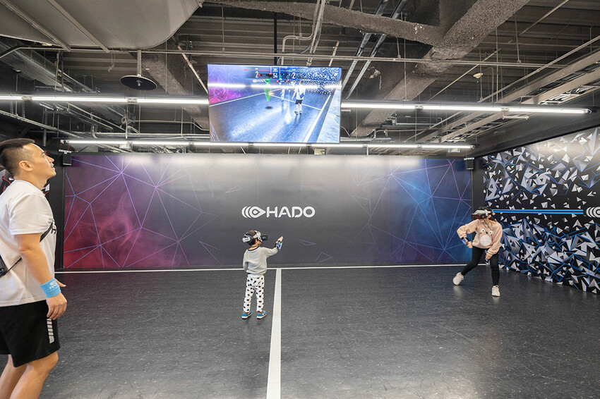 台中市西區HADO AR電子躲避球｜全台唯一引進日本AR電子躲避球，台中金典綠園道最新團體科技運動「波動拳、龜派氣功」 全新感官運動來襲! 台中AR實境2024台中走春景點推薦|旅遊 ...