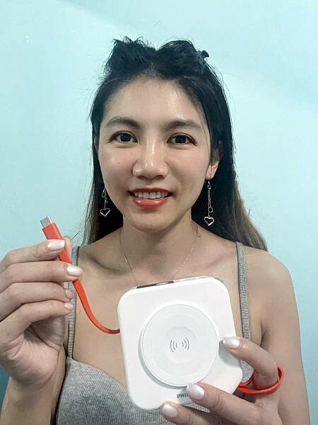 【3C產品】PHILIPS FunCube 2.0 多合一行動電源，工作出差、出國渡假的好幫手！安卓、蘋果皆能滿足！【充電寶】一顆在手，滿足需求！飛利浦行動電源【行動電源推薦】|生活娛樂 ...