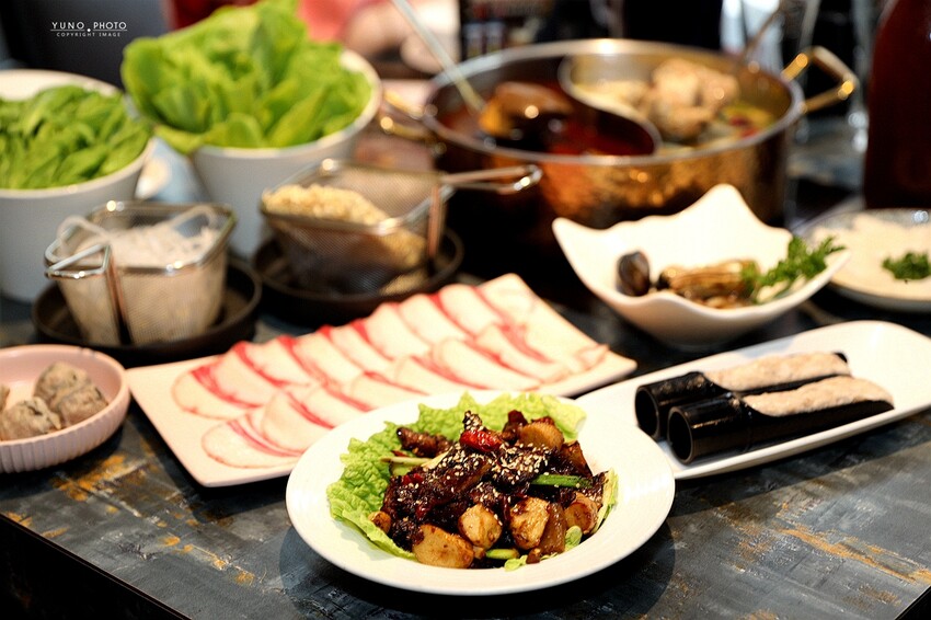 CP值爆表！780雙人海陸特餐副食吃到飽 老饕激推噴火三寶 黃牛胸肉|美食|WalkerLand窩客島