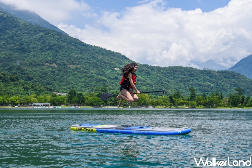 美人魚養成訓練班！花蓮遠雄海洋公園推出「美人魚潛水」手把手教學體驗，再加碼5大玩法「鯊魚互動、鯉魚潭SUP」夏天玩水先衝。|旅遊|WalkerLand窩客島
