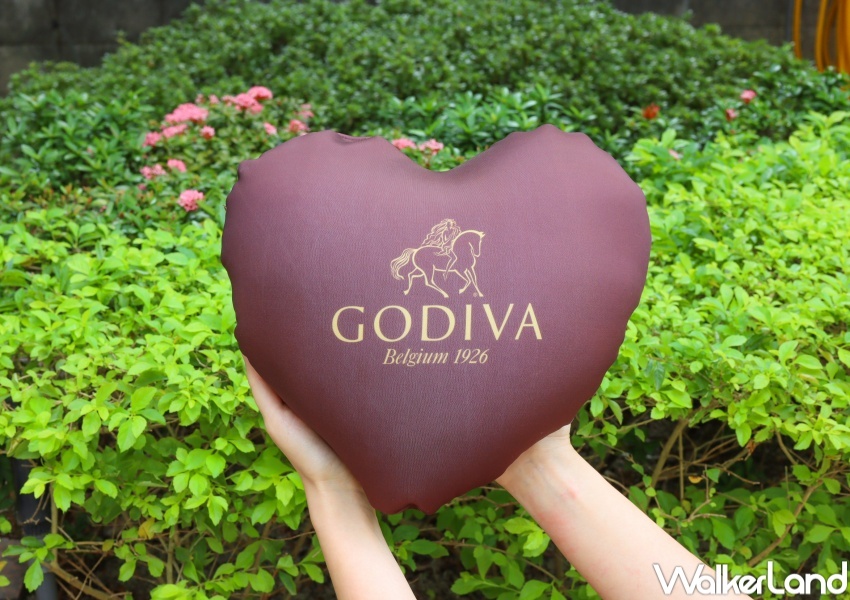 Mister Donut GODIVA甜甜圈！Mister Donut聯名「GODIVA甜甜圈」領軍11款新品，加價購「GODIVA甜甜圈頸枕」鐵粉準時搶。|美食|WalkerLand窩客島