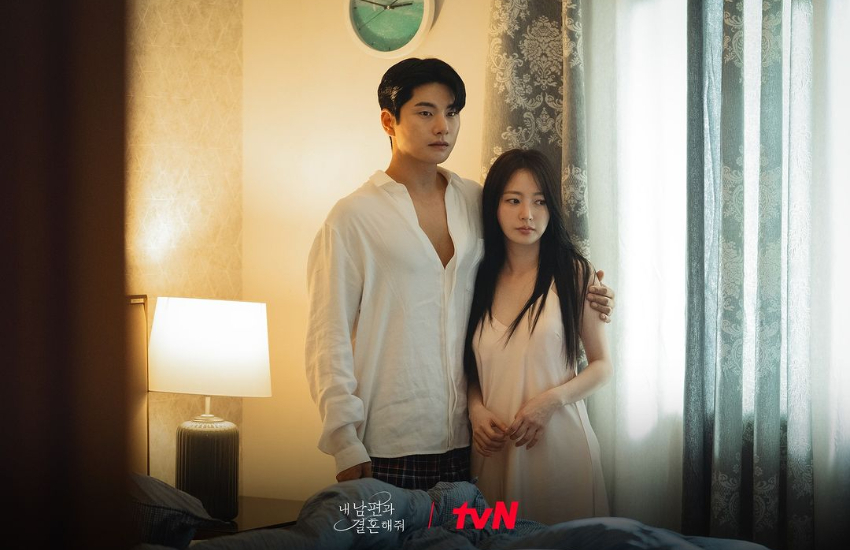 《和我老公結婚吧》罹癌人妻朴敏英手撕假面閨蜜，收視率衝破7%！盤點漫畫VS戲劇「4點差異」。|生活娛樂|WalkerLand窩客島