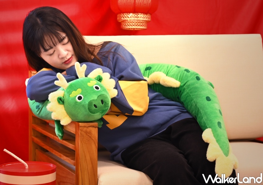 卡娜赫拉恐龍娃娃！KHTOY旗鑑館龍年玩偶萌系開賣，180公分長龍抱枕、卡娜赫拉恐龍、哥吉拉娃娃買爆。|生活|最新文章|WalkerLand窩客島