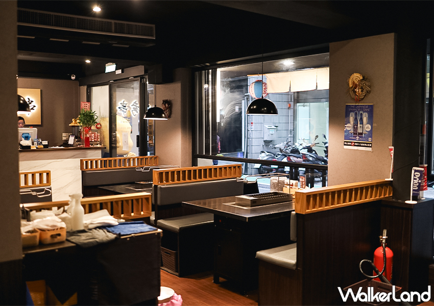 中山站串燒店「一起烤串」自動烤肉機超酷！菜單平價29元起，台北宵夜居酒屋在這。|美食|WalkerLand窩客島