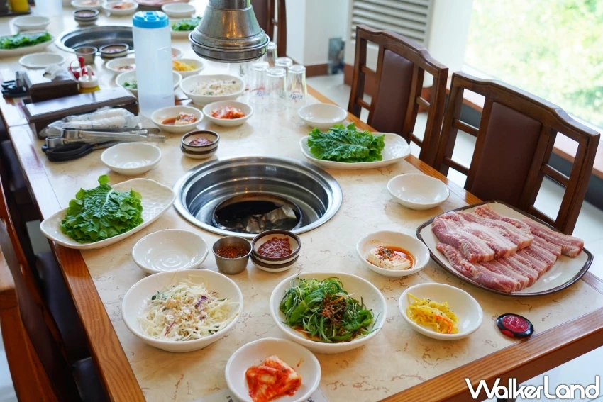 濟州島黑豬肉燒烤必吃！Neulbom Heukdwaeji 30年濟州燒烤老字號，當地人也推薦。|美食|WalkerLand窩客島